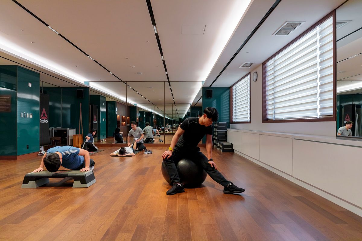 Compar linear, a high performer for linear looks| ERCO | ERCO