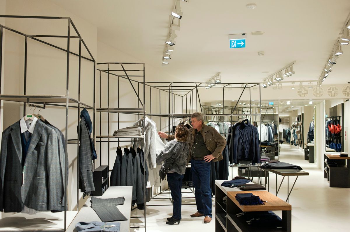 Interior track | ERCO