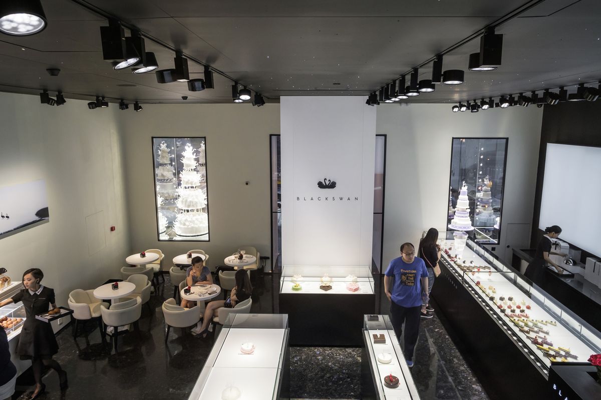 Interior track | ERCO