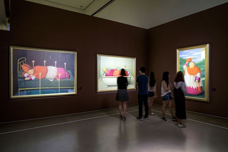 Luminaires for track – Pollux | ERCO