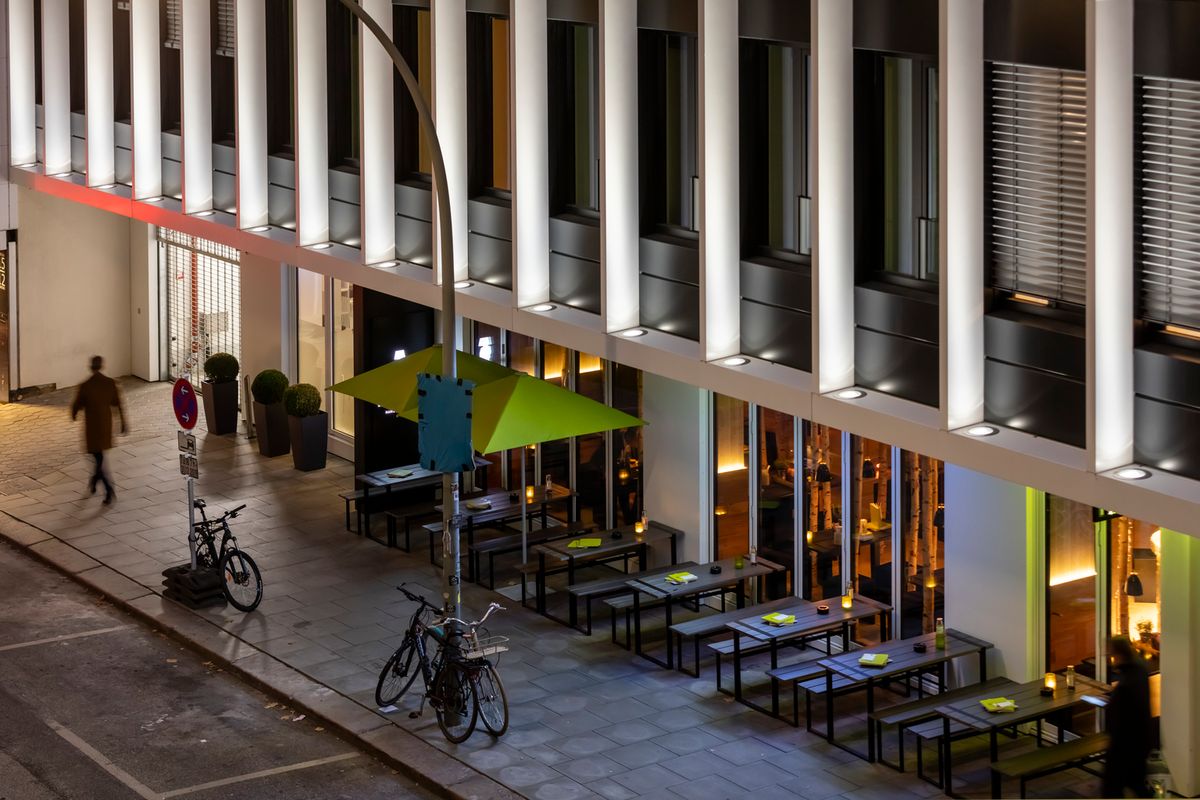 Tesis - In-ground luminaires - Outdoor | ERCO