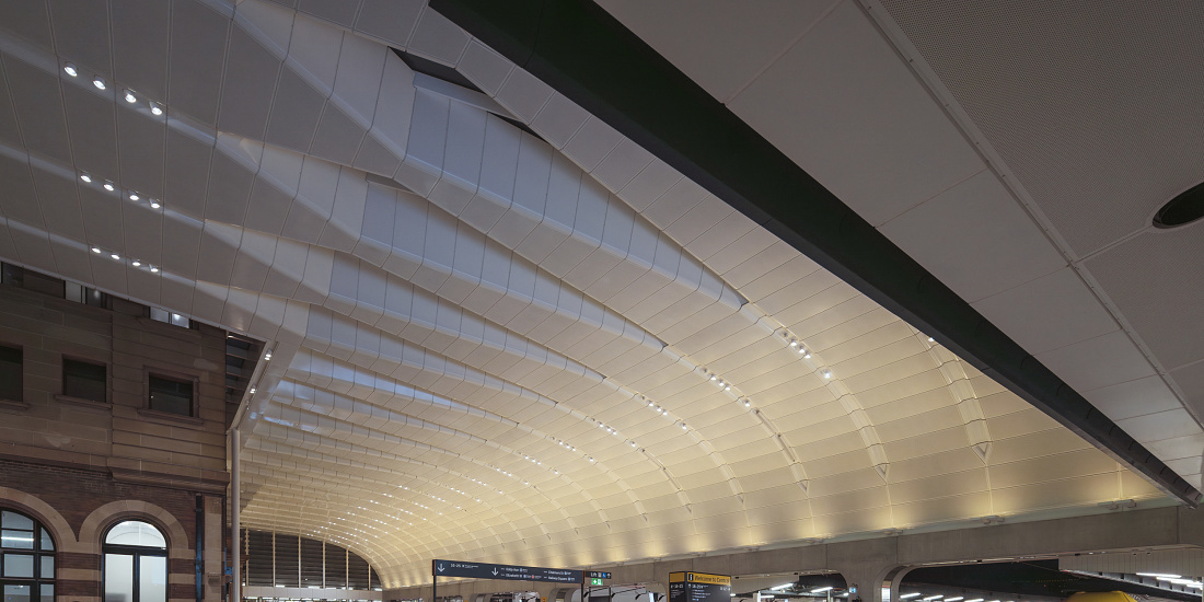 LED light: LED lighting for the Central Station Sydney
