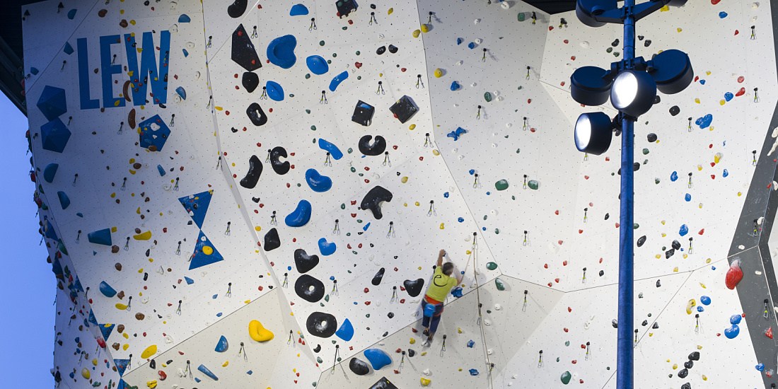 LED light: DAV Climbing Center Augsburg - Community - Projects