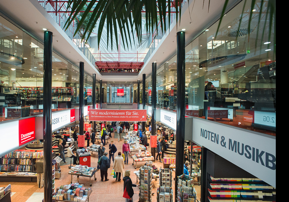 Shop - Dussmann das Kulturkaufhaus, Berlin | ERCO