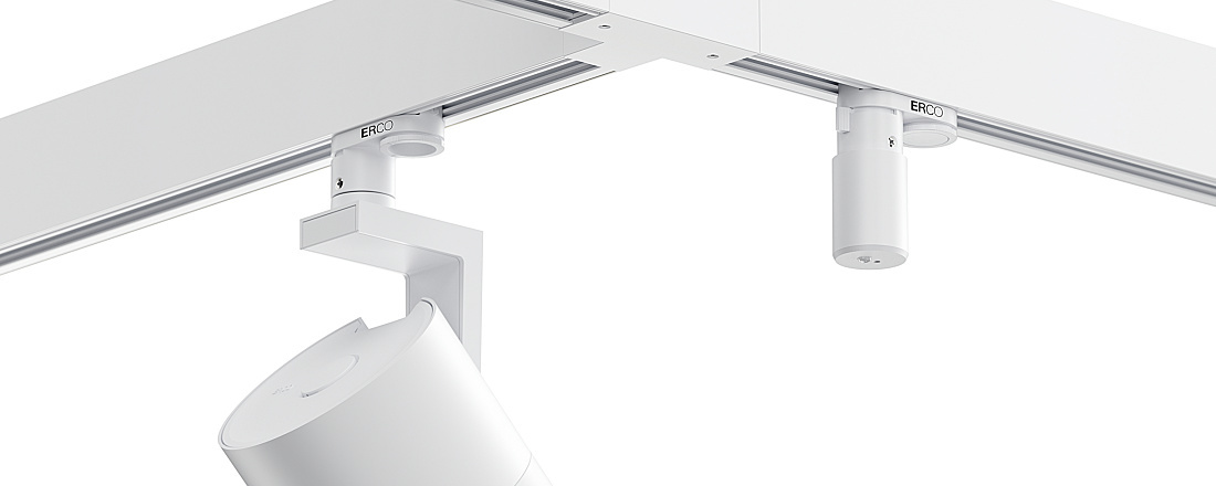 ERCO Hi-trac track with uplights - Track and singlets - Indoor | ERCO
