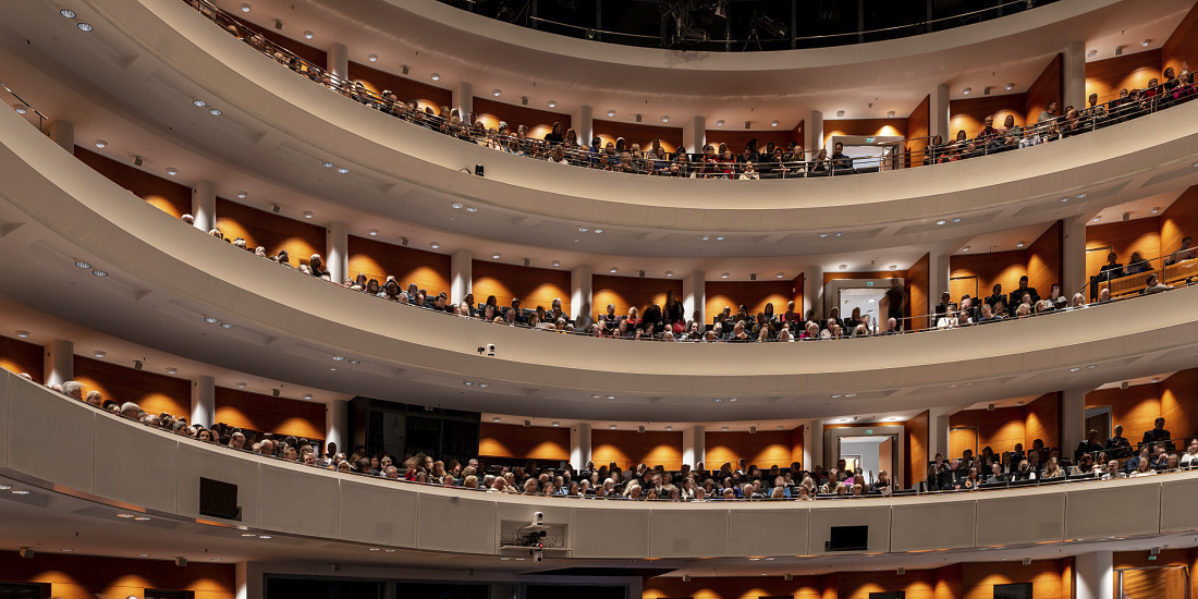 Luz LED: La iluminación LED de la Ópera de Finlandia